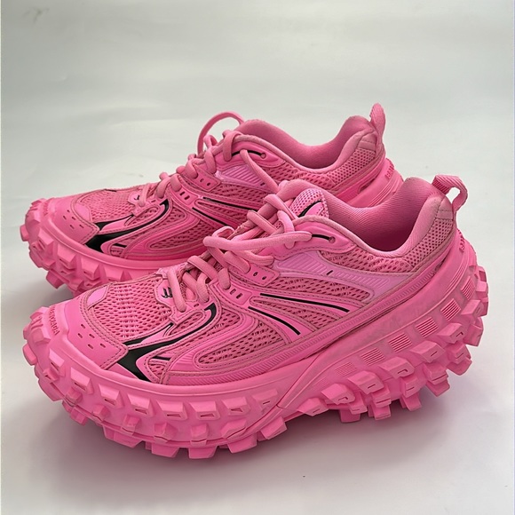 Balenciaga | Shoes | Balenciaga Pink Defender Low Top Sneakers 377 ...